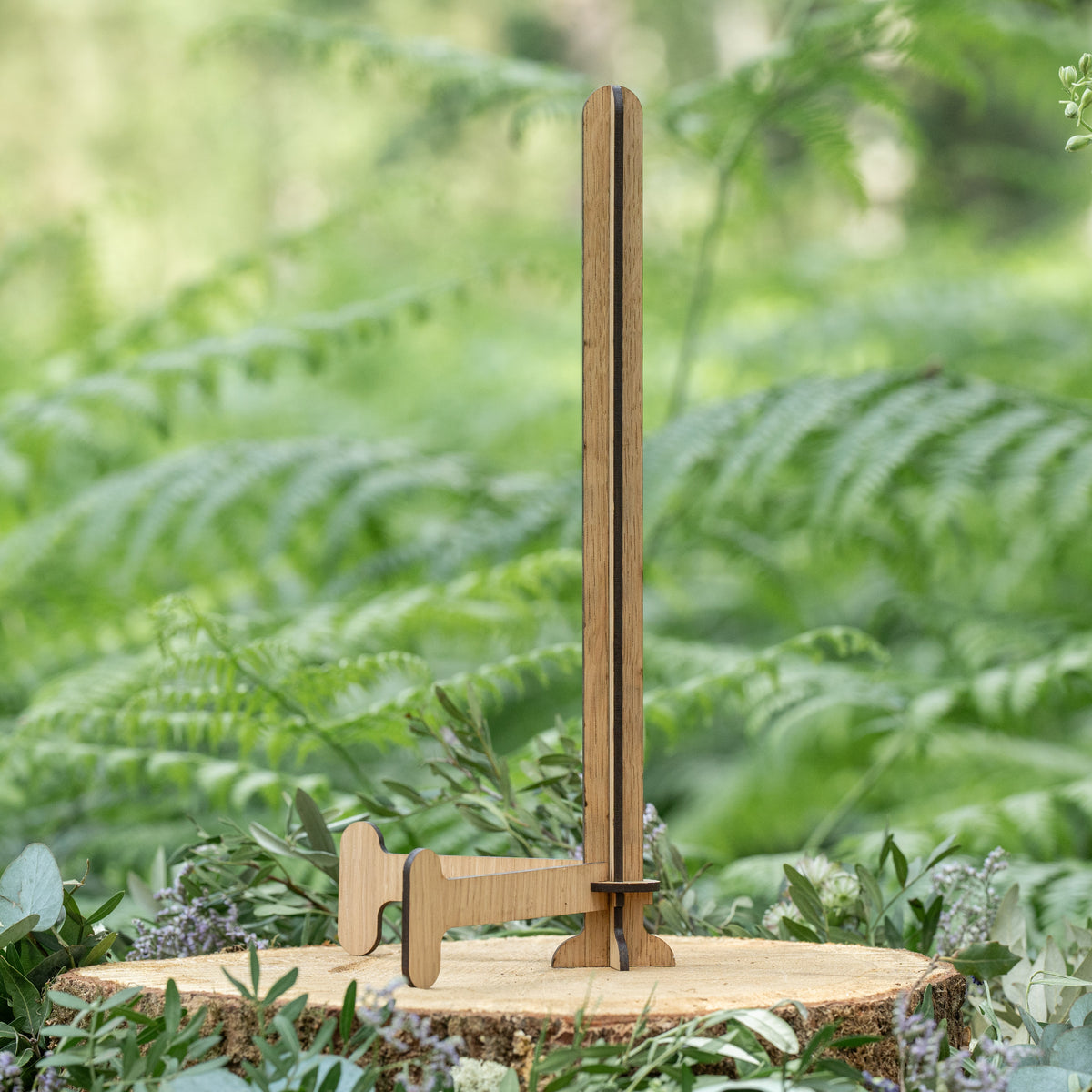 Wooden Stand – Manta Makes